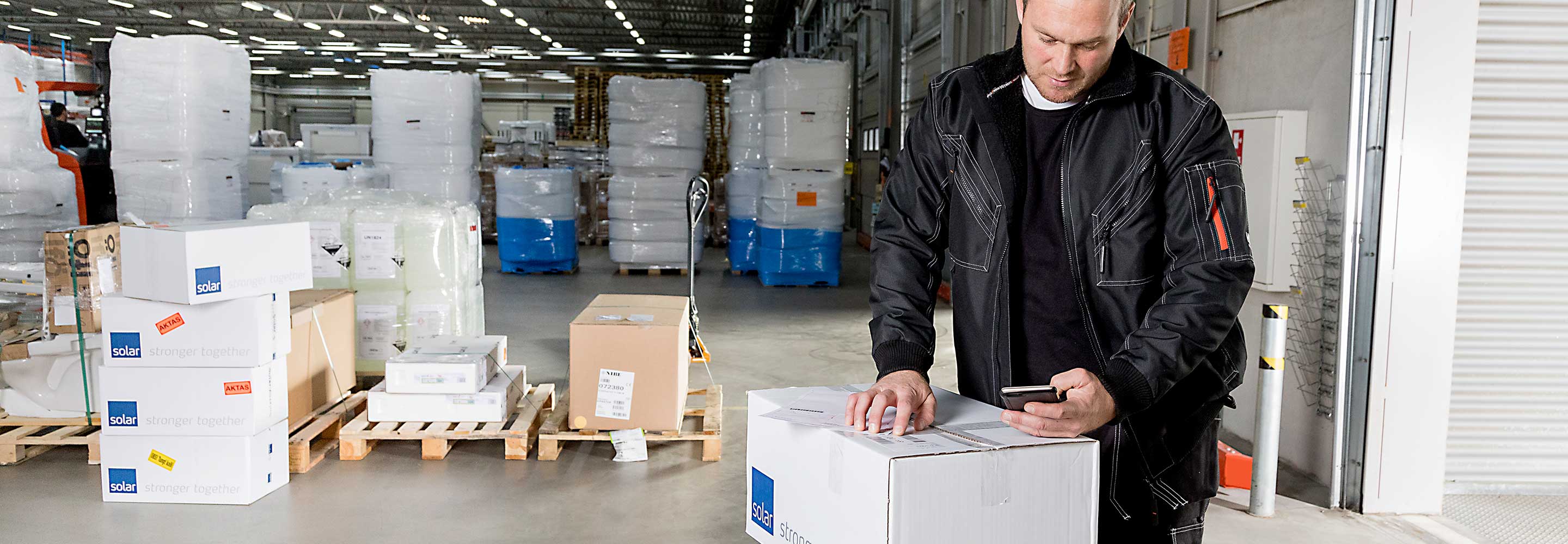 Special handling, preassembly, labelling and Solar Kitbox